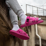 Open media 5 in modal