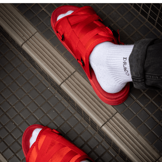 DracoSlides - Comfortable Luxurious Slides For Men & Women - Red ...